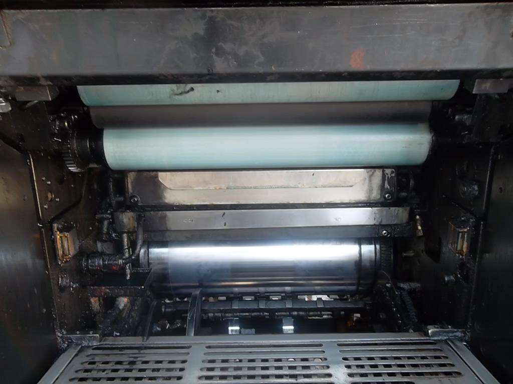Lot #21: HAMADA VS 34 LS-M, YEAR: 1996, TWO COLOR PRESS, CRESTLINES ...